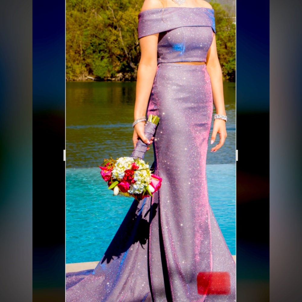 Sherry Hill Size 0 Purple Iridescent Two-Piece Prom D… - Gem